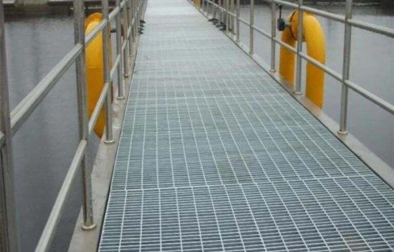 Catwalk/Walkway Steel Grating - Durable & Safe Solutions