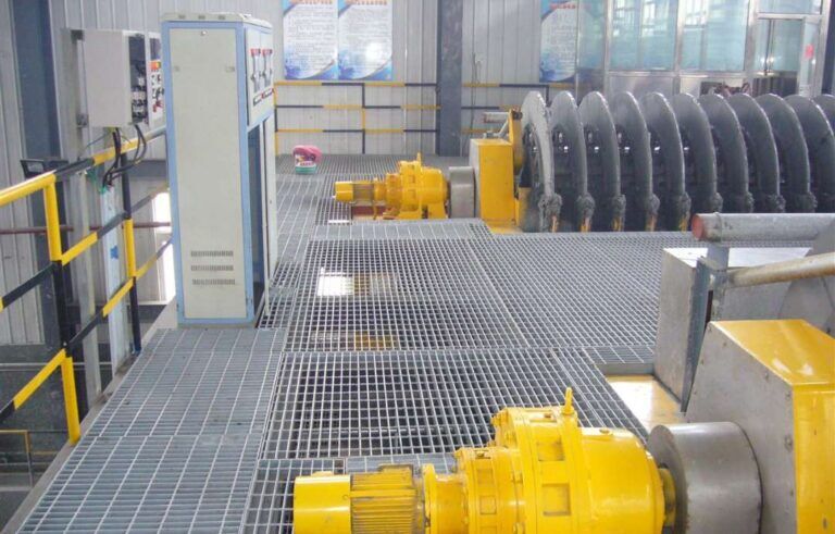 Serrated Welded Steel Grating - Anti-Slip & Durable Grating Solutions