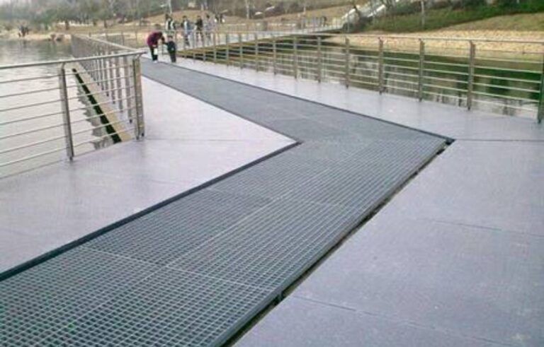 Catwalk/Walkway Steel Grating - Durable & Safe Solutions