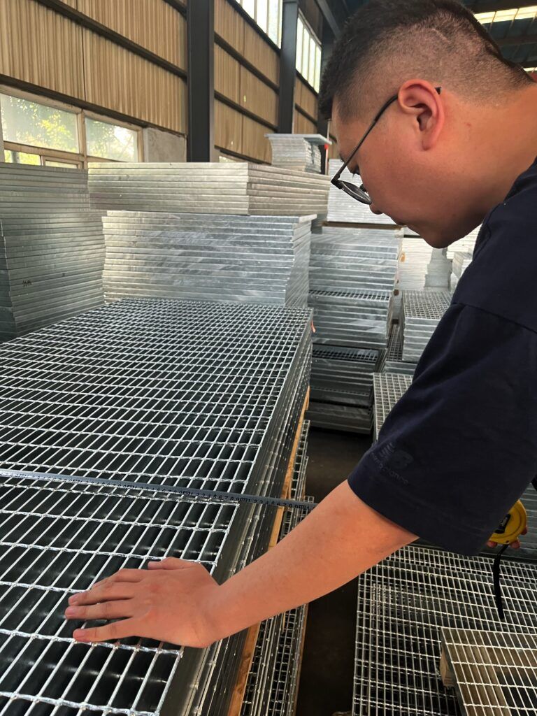 Singapore Steel Grating:High-Quality Grating Solutions for Industrial Use